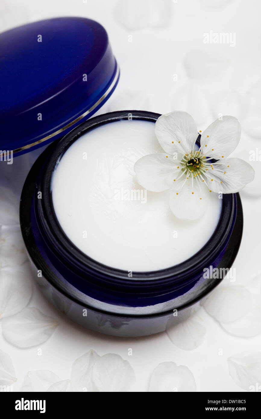 Cosmetic with flower hi-res stock photography and images - Alamy
