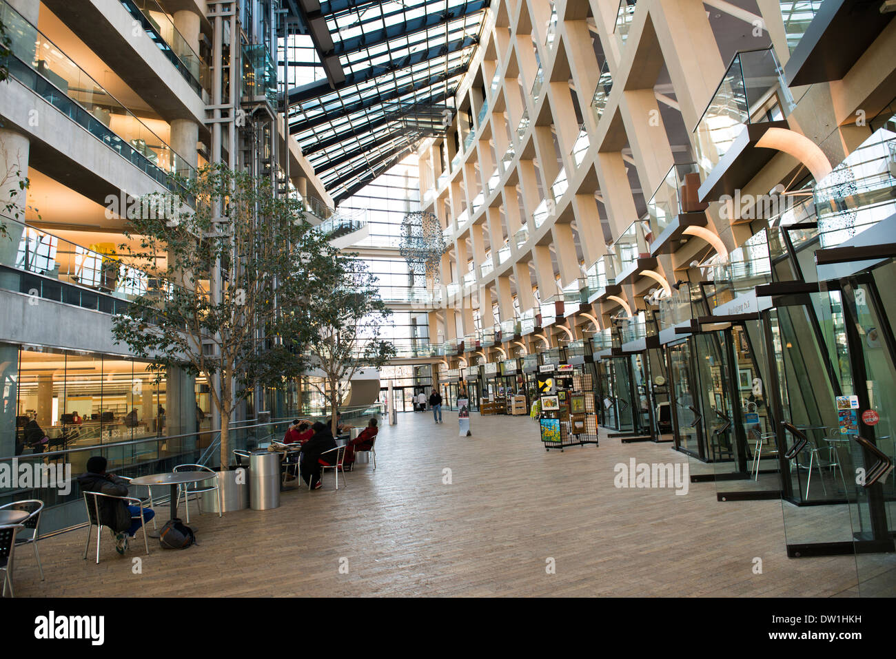 Library interior design hi-res stock photography and images - Alamy