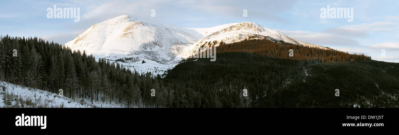 daybreak mountain landscape Stock Photo - Alamy