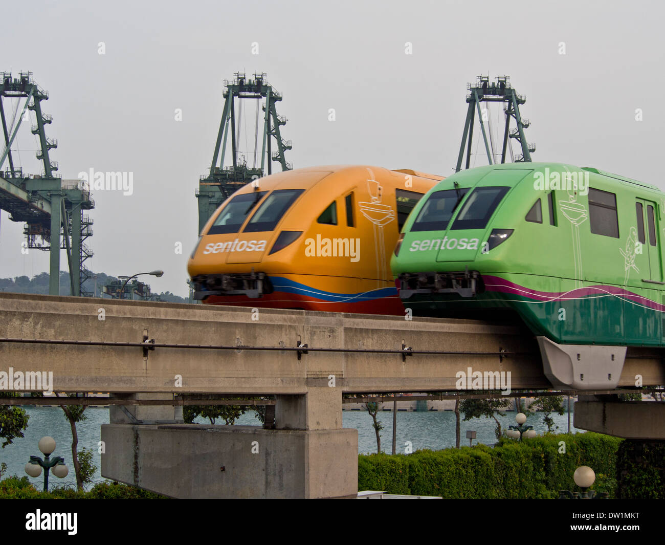 Monorail shuttle to Sentosa island in Singapore Stock Photo - Alamy