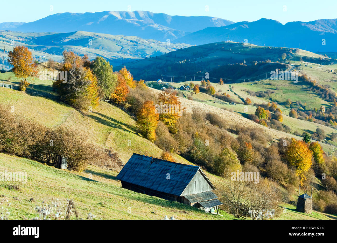 Ukraine village countryside house hi-res stock photography and images ...