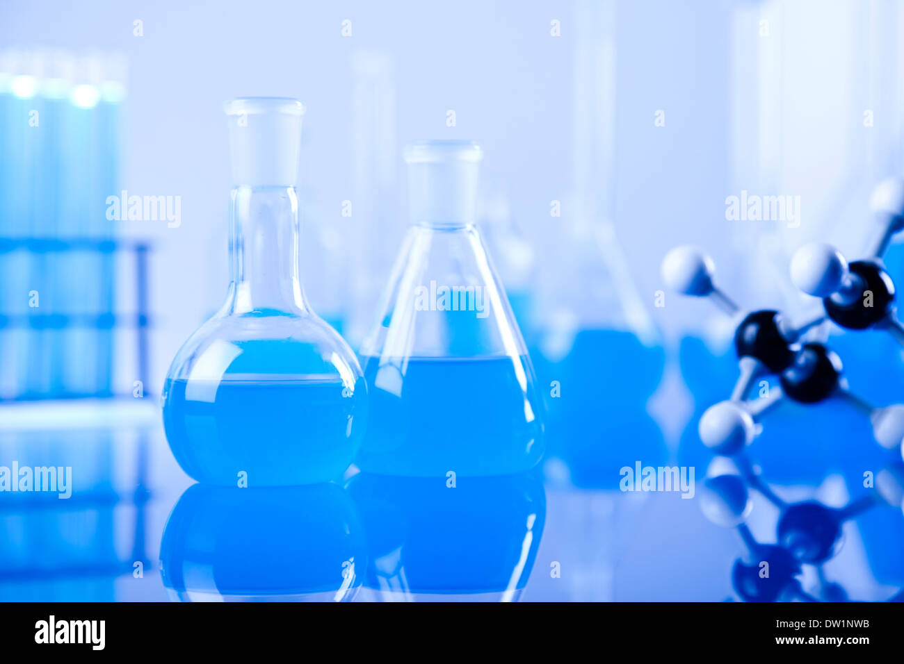 Atom, Chemistry formula background Stock Photo - Alamy
