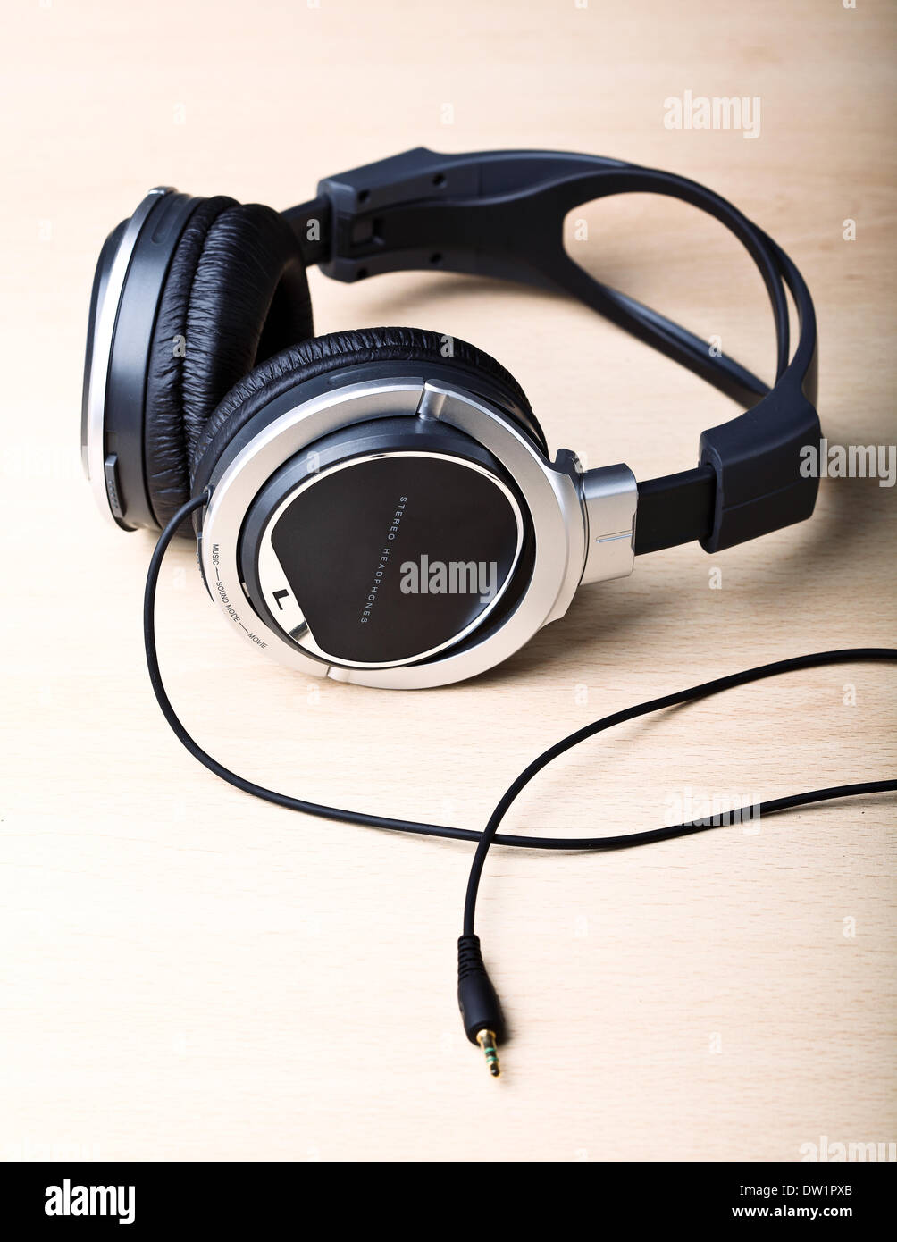 With headphone hi-res stock photography and images - Alamy