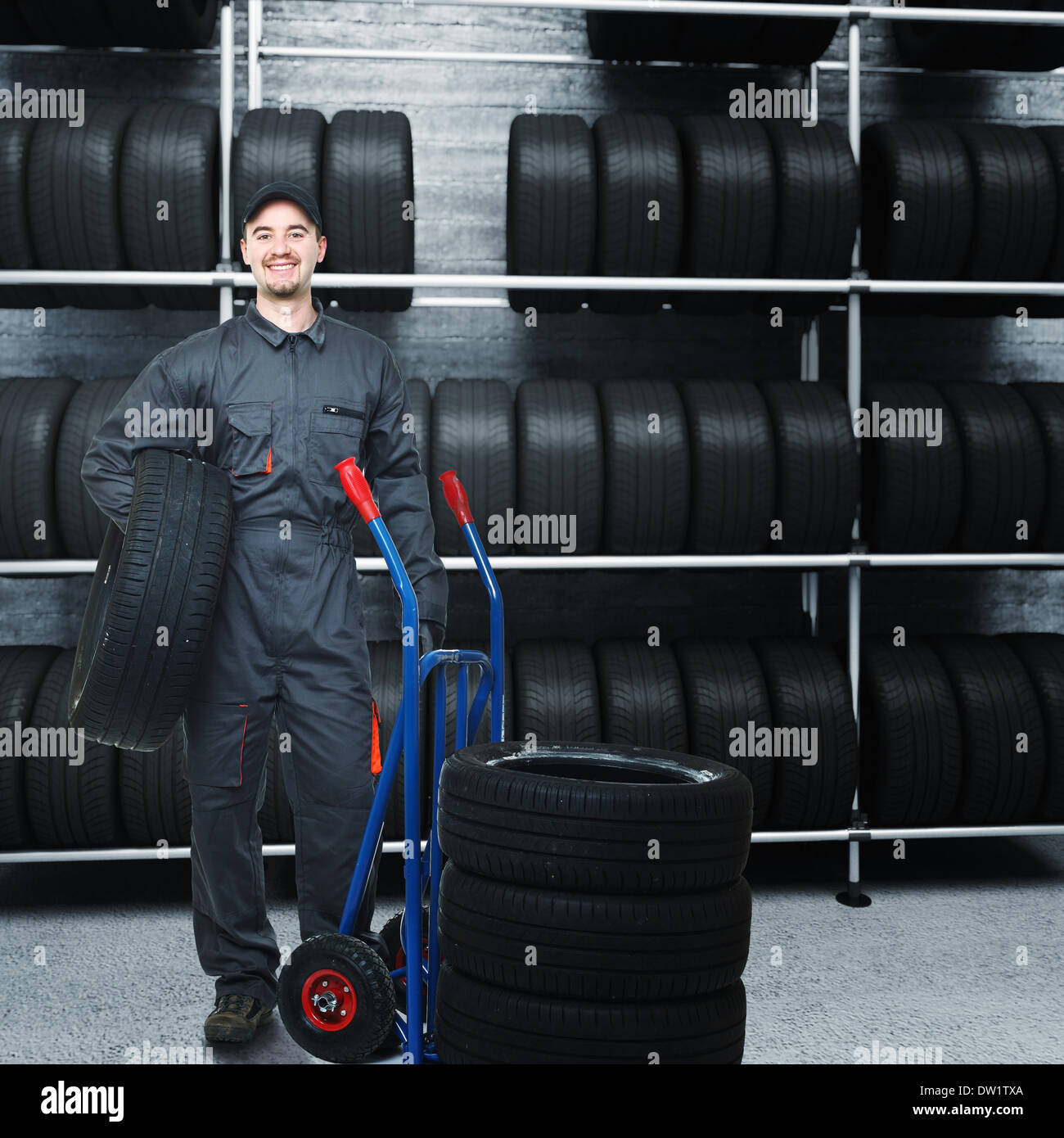 mechanic at work Stock Photo - Alamy