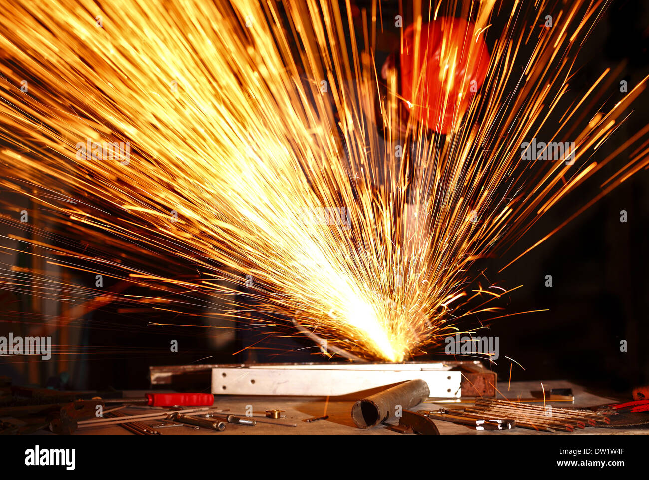 Burn hand welding hi-res stock photography and images - Alamy