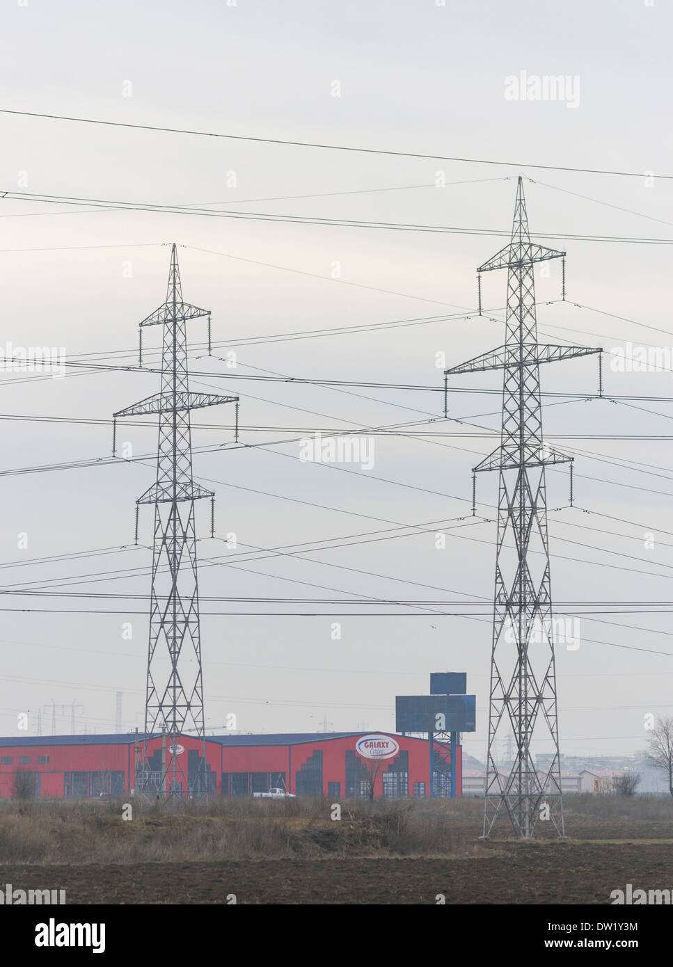 Parallel single circuit lines hi-res stock photography and images - Alamy