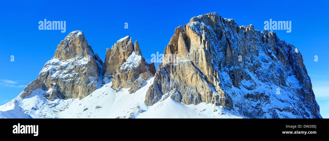 Beautiful mountain pass landscape hi-res stock photography and images ...