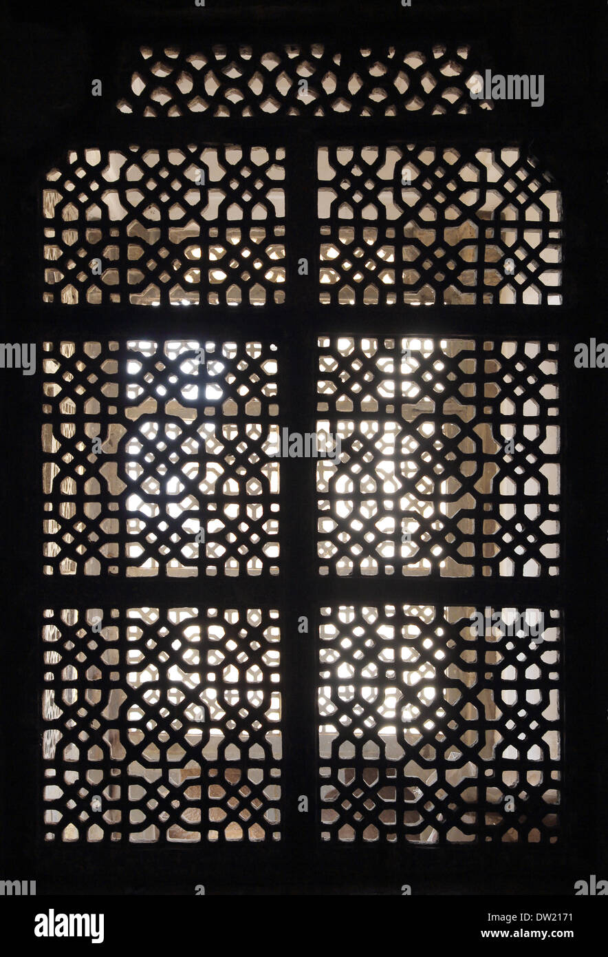 Latticework window hi-res stock photography and images - Alamy