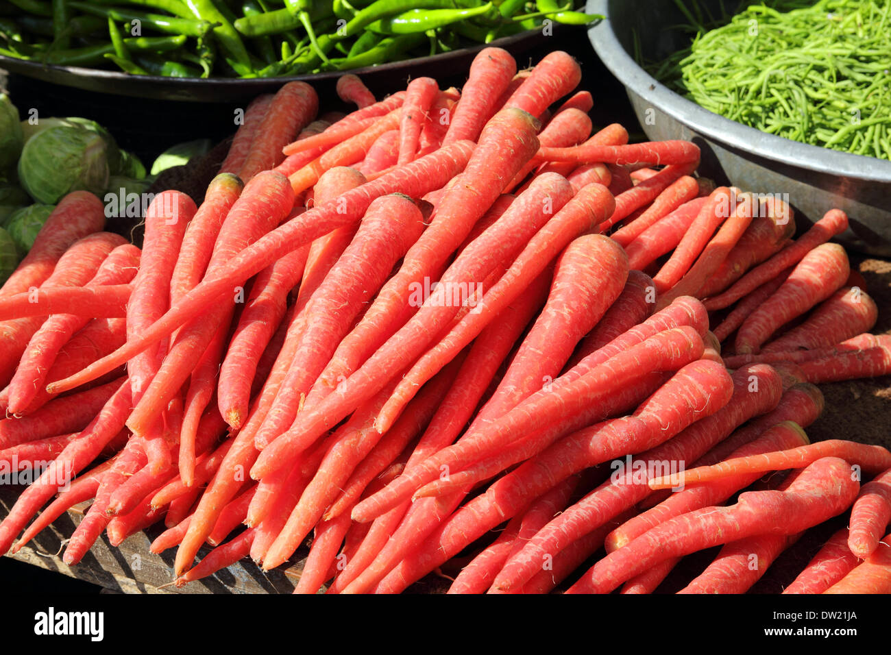 Red carrot hi-res stock photography and images - Alamy