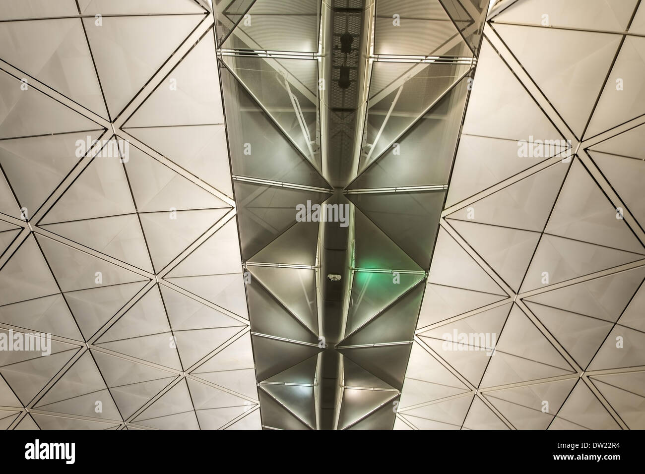 Hong kong airport ceiling hi-res stock photography and images - Alamy