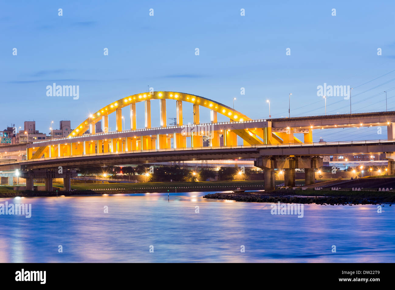 Night daytime hi-res stock photography and images - Alamy