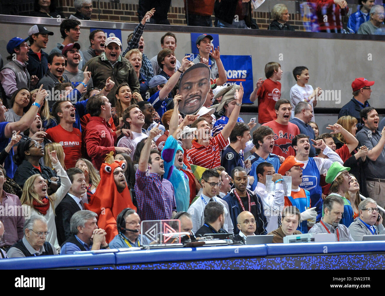 Smu mustangs mens basketball hi-res stock photography and images - Alamy