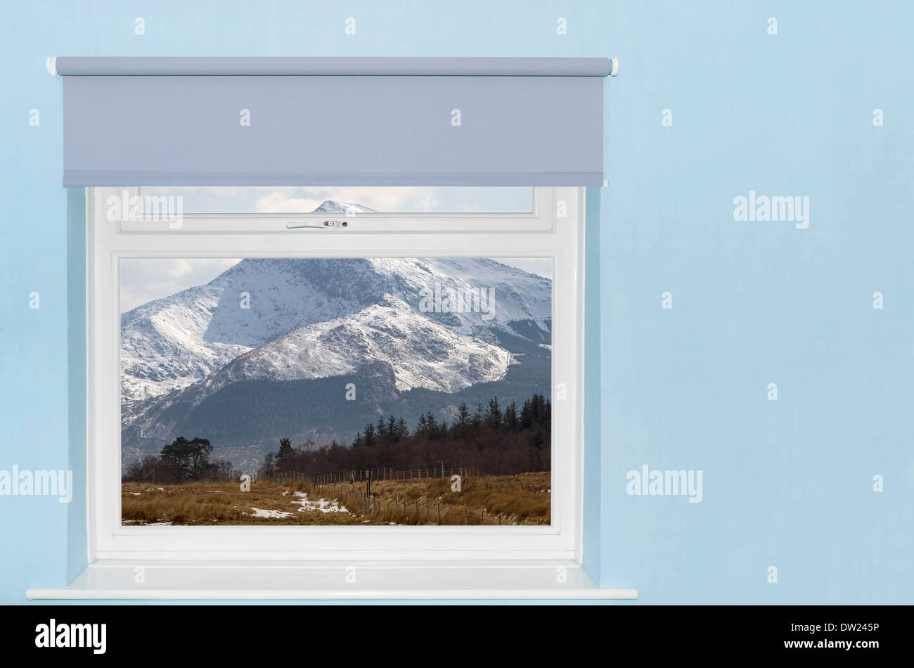 Mountain view room hi-res stock photography and images - Alamy