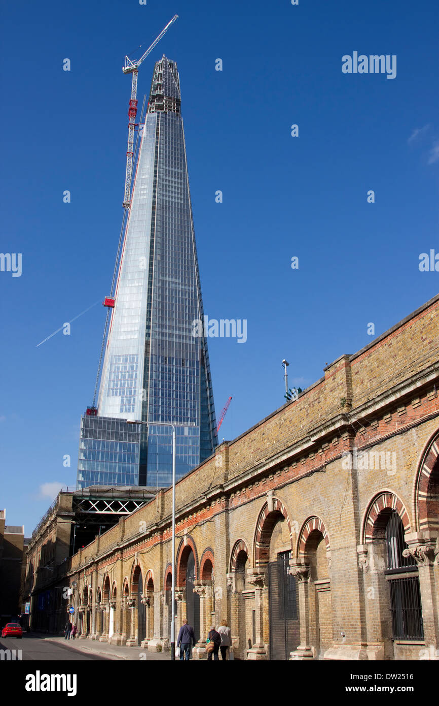 The shard construction hi-res stock photography and images - Alamy