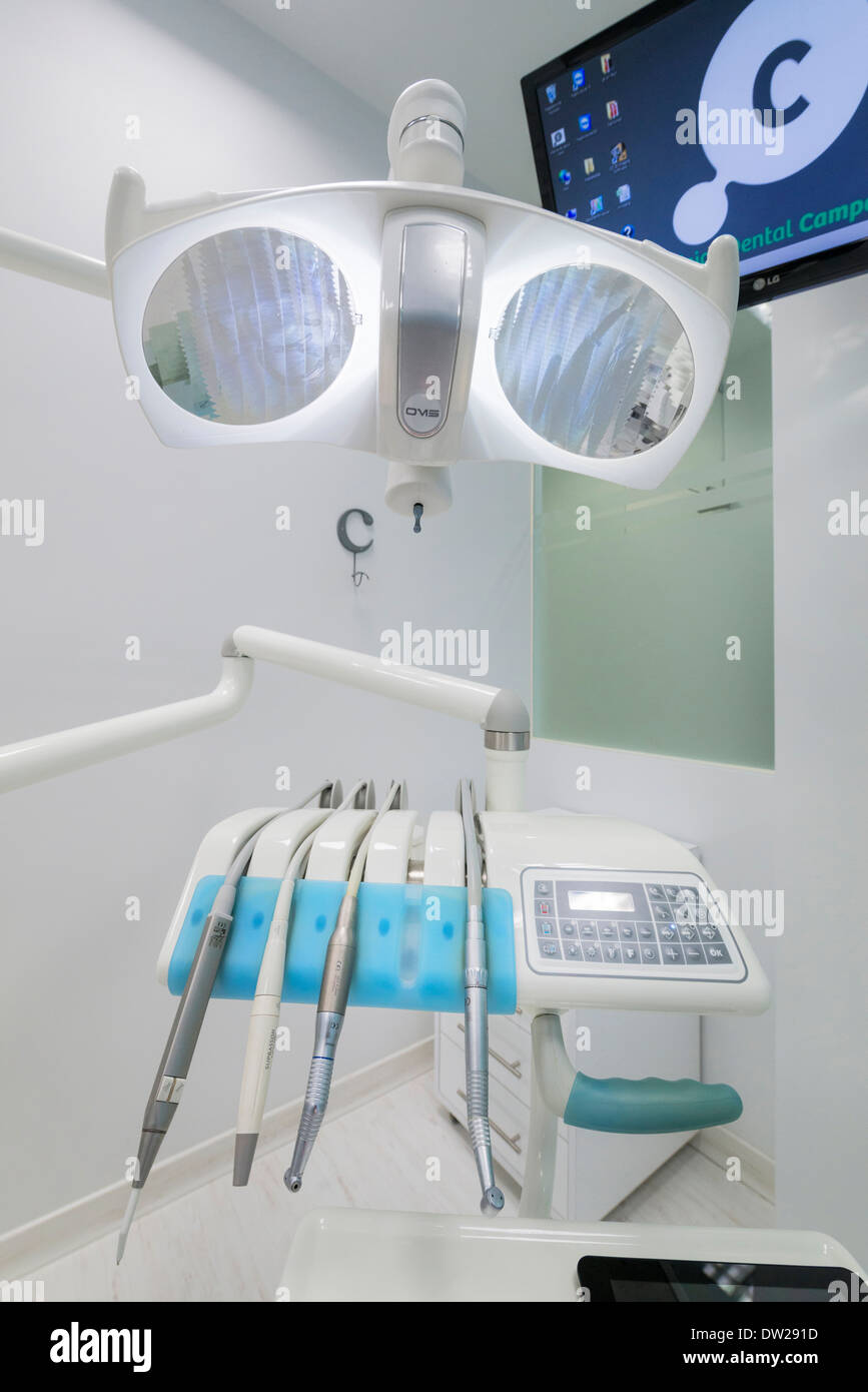 All dental instruments hi-res stock photography and images - Alamy