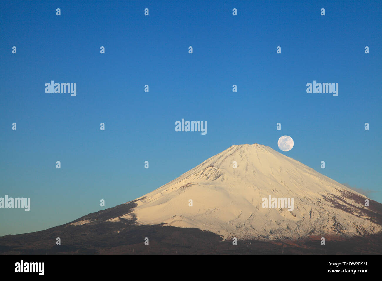 Mount fuji and full moon hi-res stock photography and images - Alamy