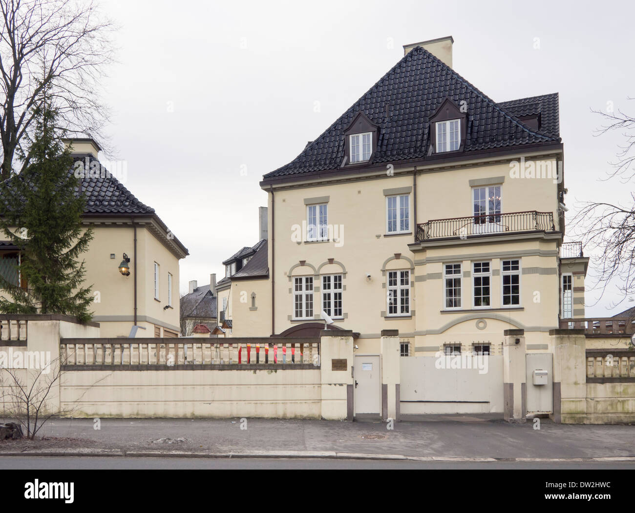 Polish embassy hi-res stock photography and images - Alamy