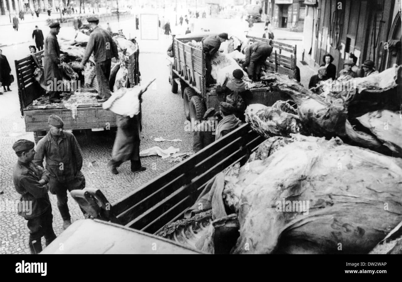 Service supervision Black and White Stock Photos & Images - Alamy