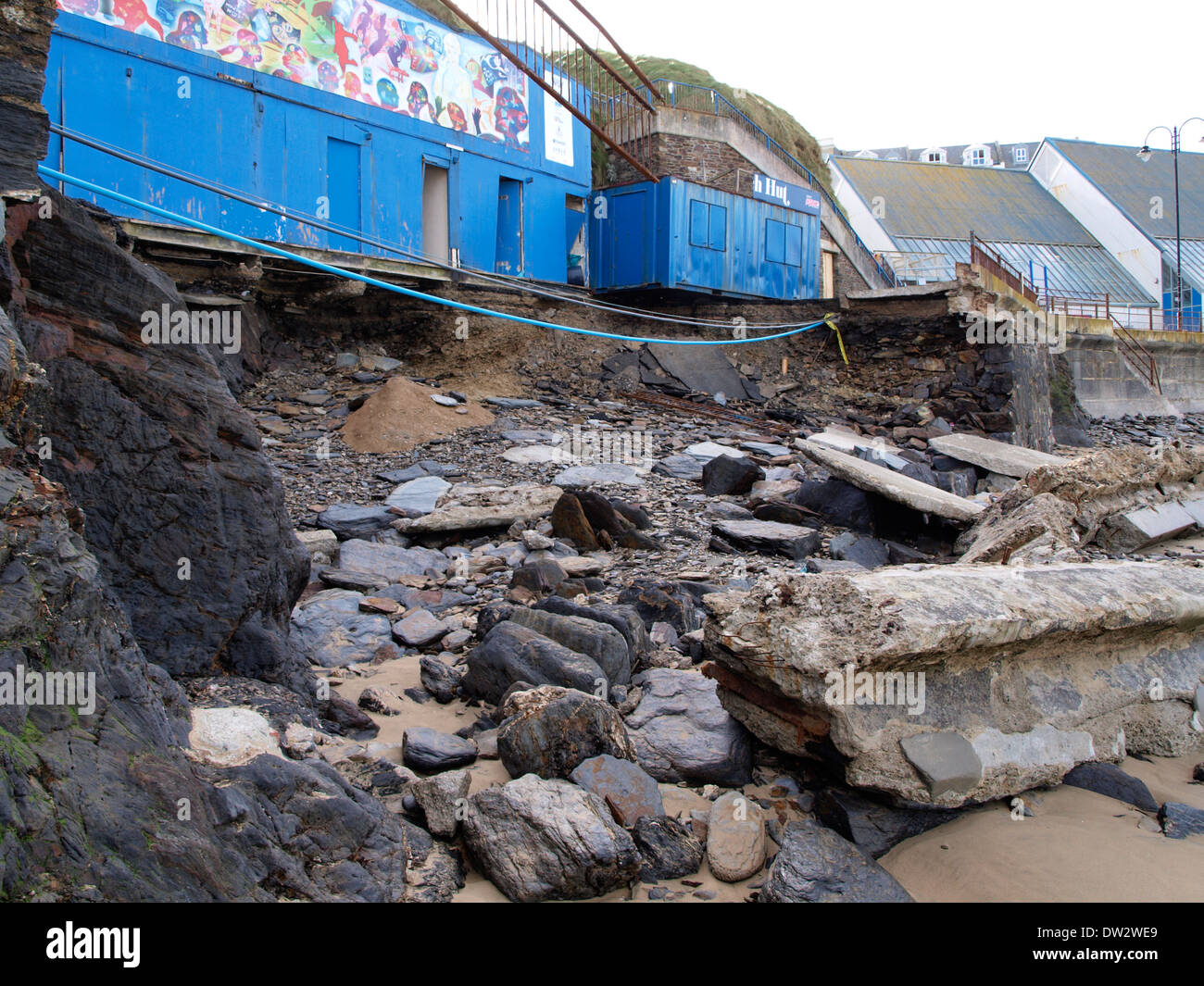 Seawall damage hi-res stock photography and images - Alamy