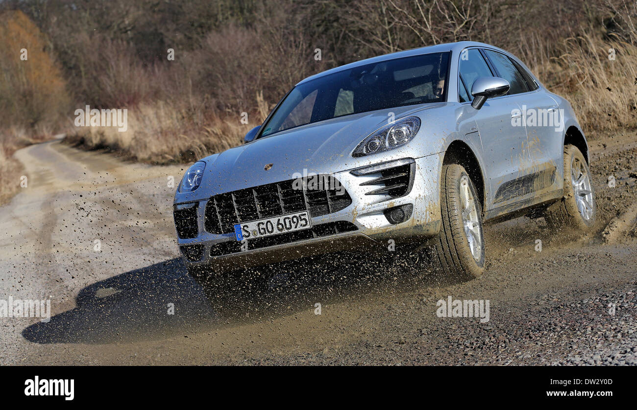 Porsche test track hi-res stock photography and images - Alamy