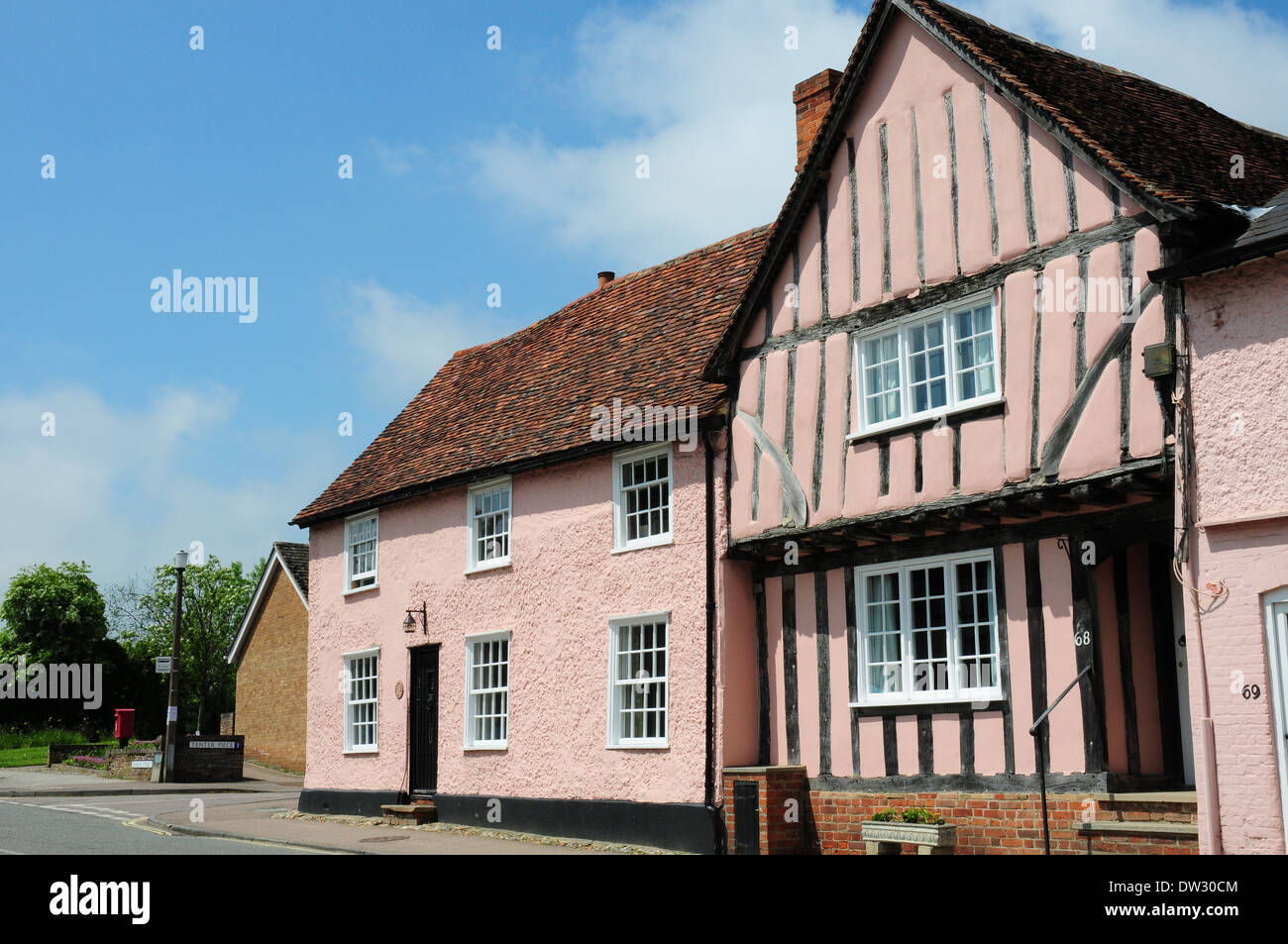 Old houses painted Lavenham Pink, Lavenham, Suffolk Stock Photo - Alamy
