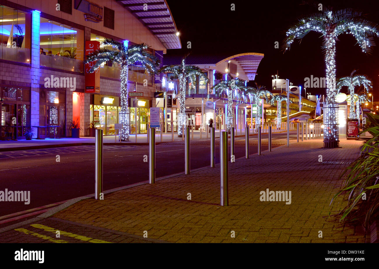 Brighton Marina illuminated with Christmas lights at night. East Sussex ...