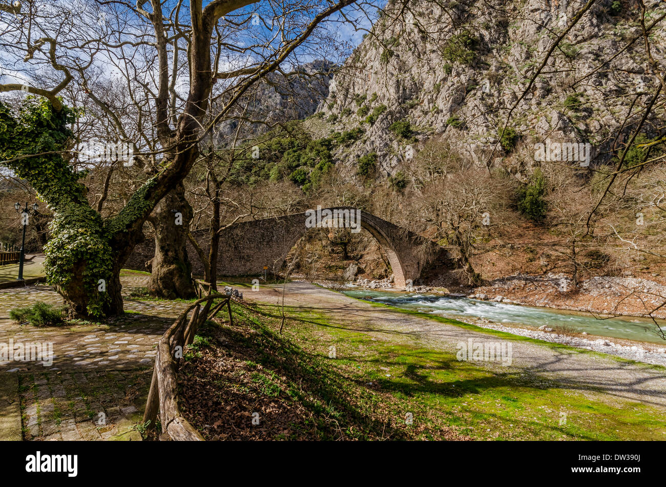 The stone bridge Stock Photo - Alamy