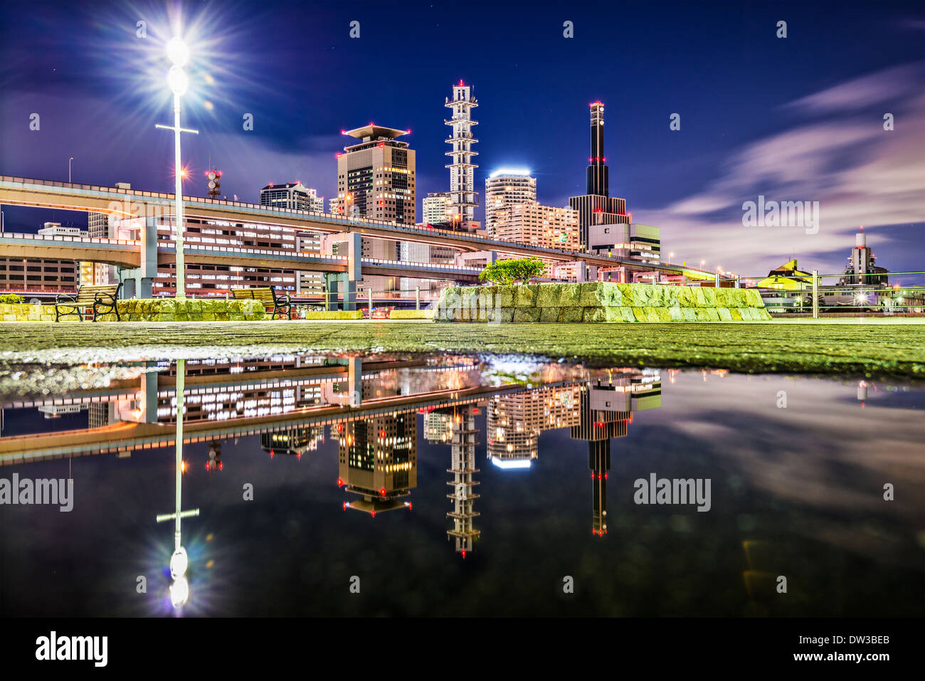 Kobe, Japan city skyline viewed from the Harborland district Stock ...