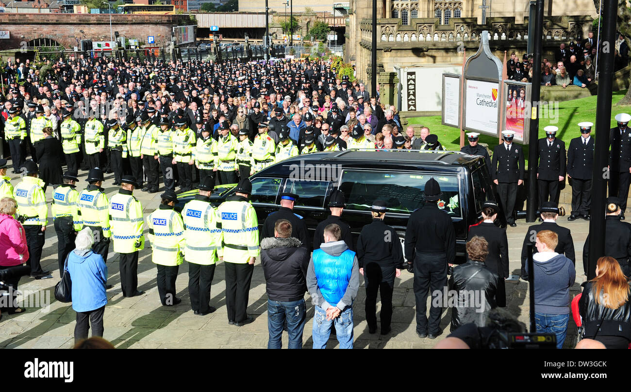 Atmosphere The funeral of PC Nicola Hughes, who was killed alongside ...