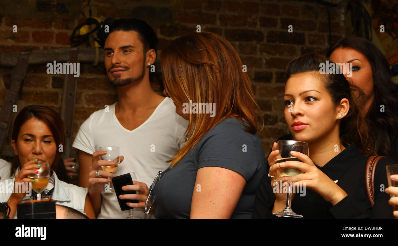 James arthur rylan clark factor hi-res stock photography and images - Alamy