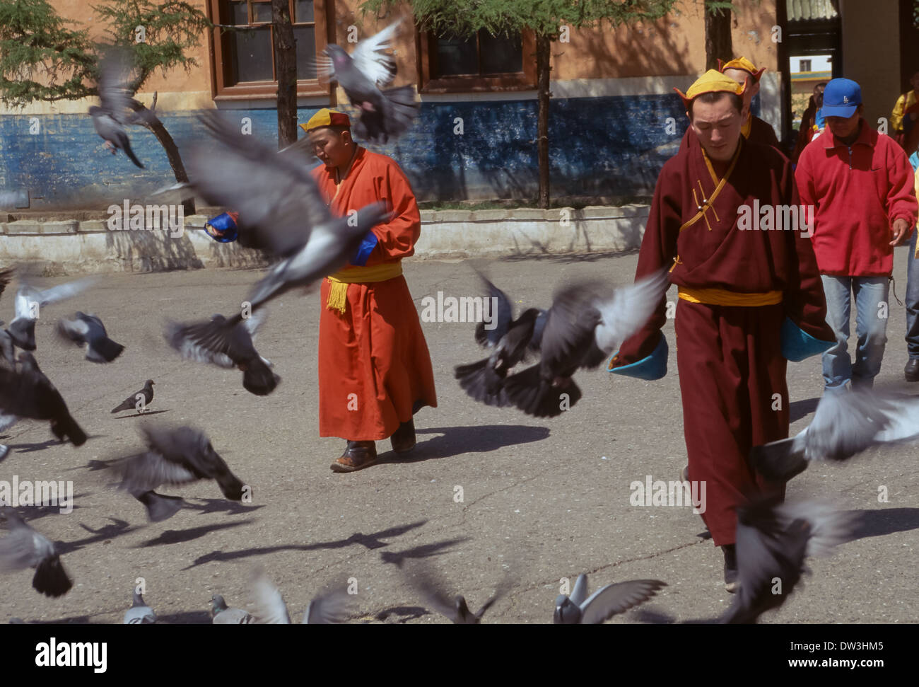 Flying monks hi-res stock photography and images - Alamy