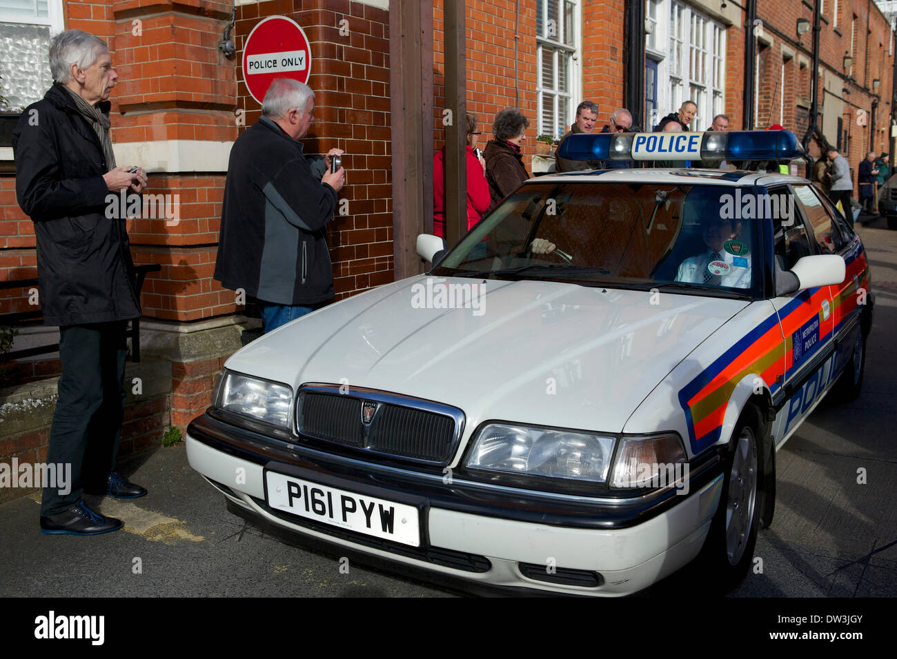 Hampton police station station road hi-res stock photography and images ...