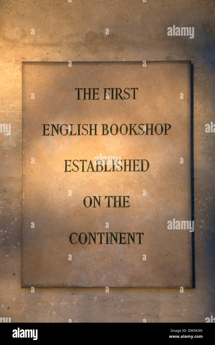 Galignani bookshop paris hi-res stock photography and images - Alamy
