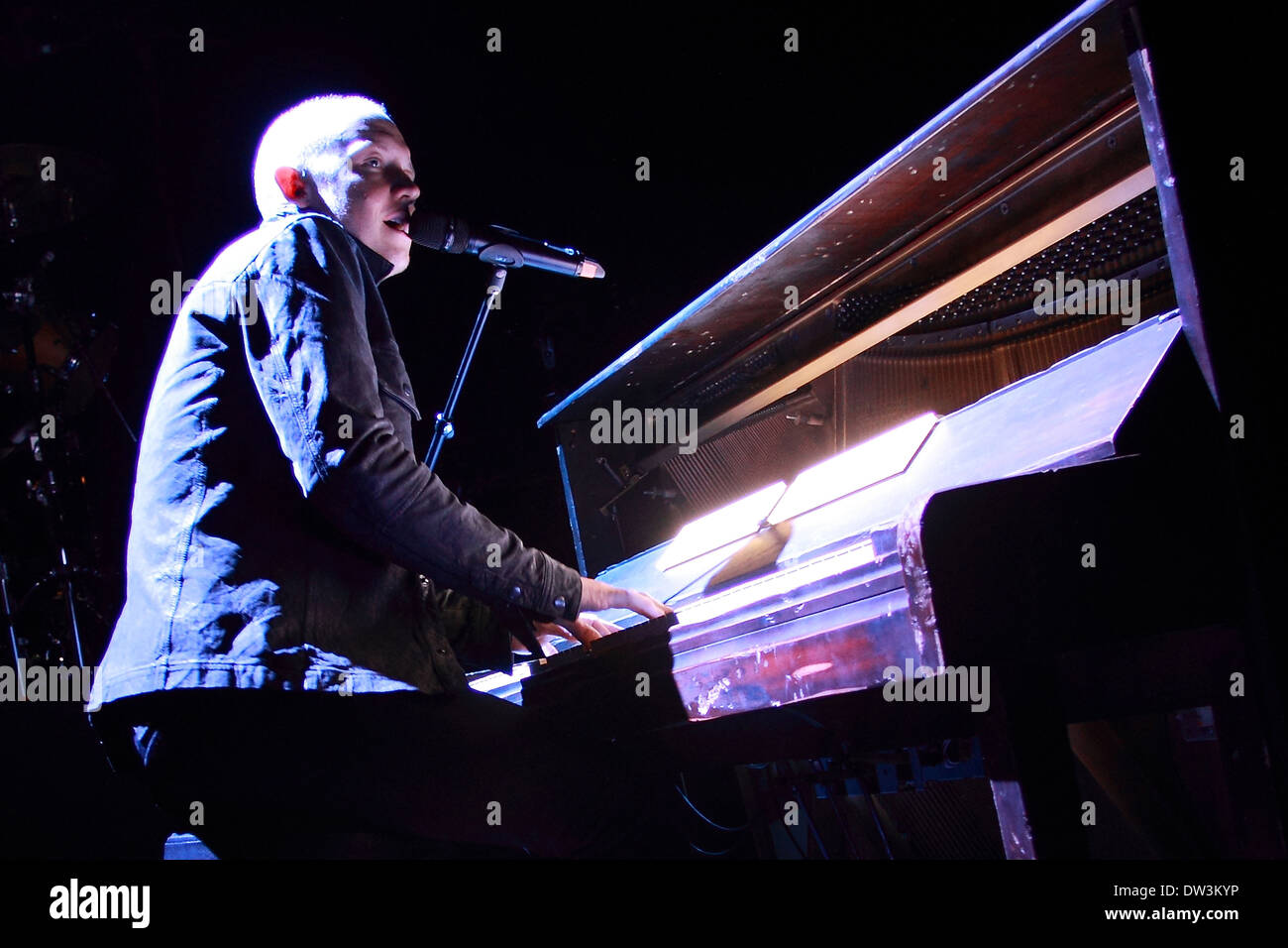 Isaac Slade The Fray perform at Rod Laver Arena Melbourne, Australia ...