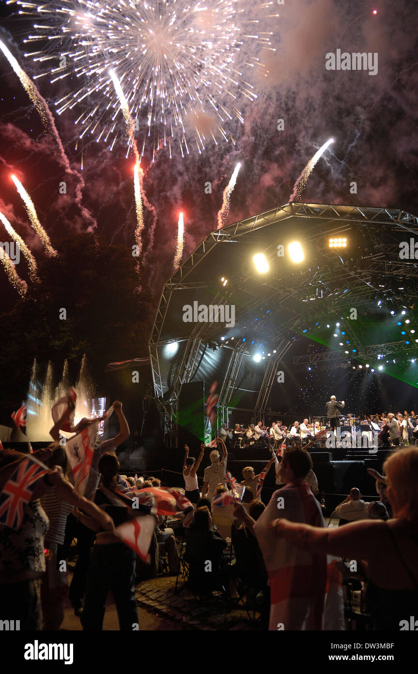 Royal philharmonic hi-res stock photography and images - Alamy