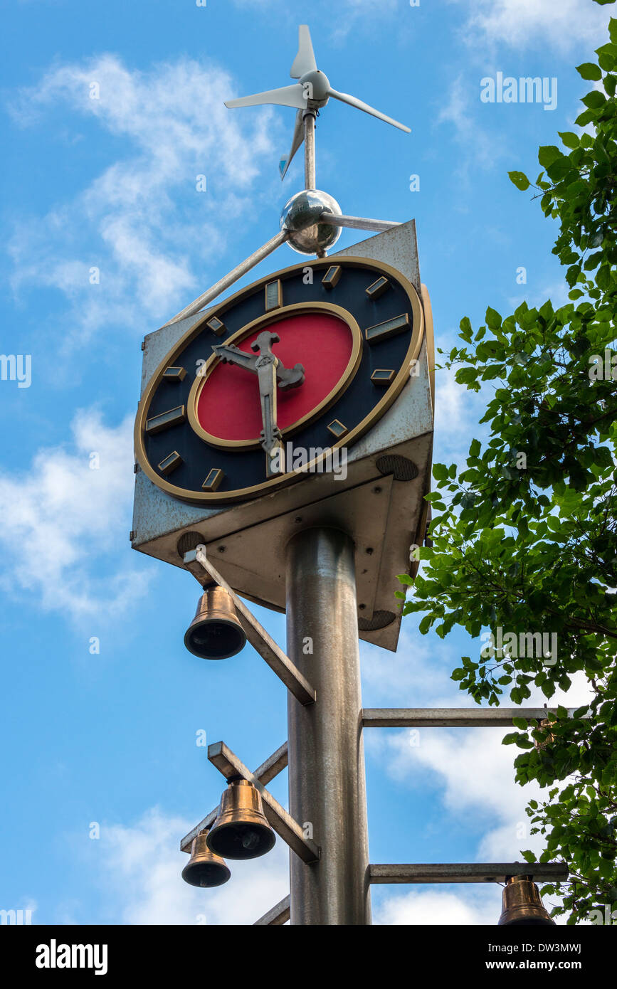 Wind powered clock hi-res stock photography and images - Alamy