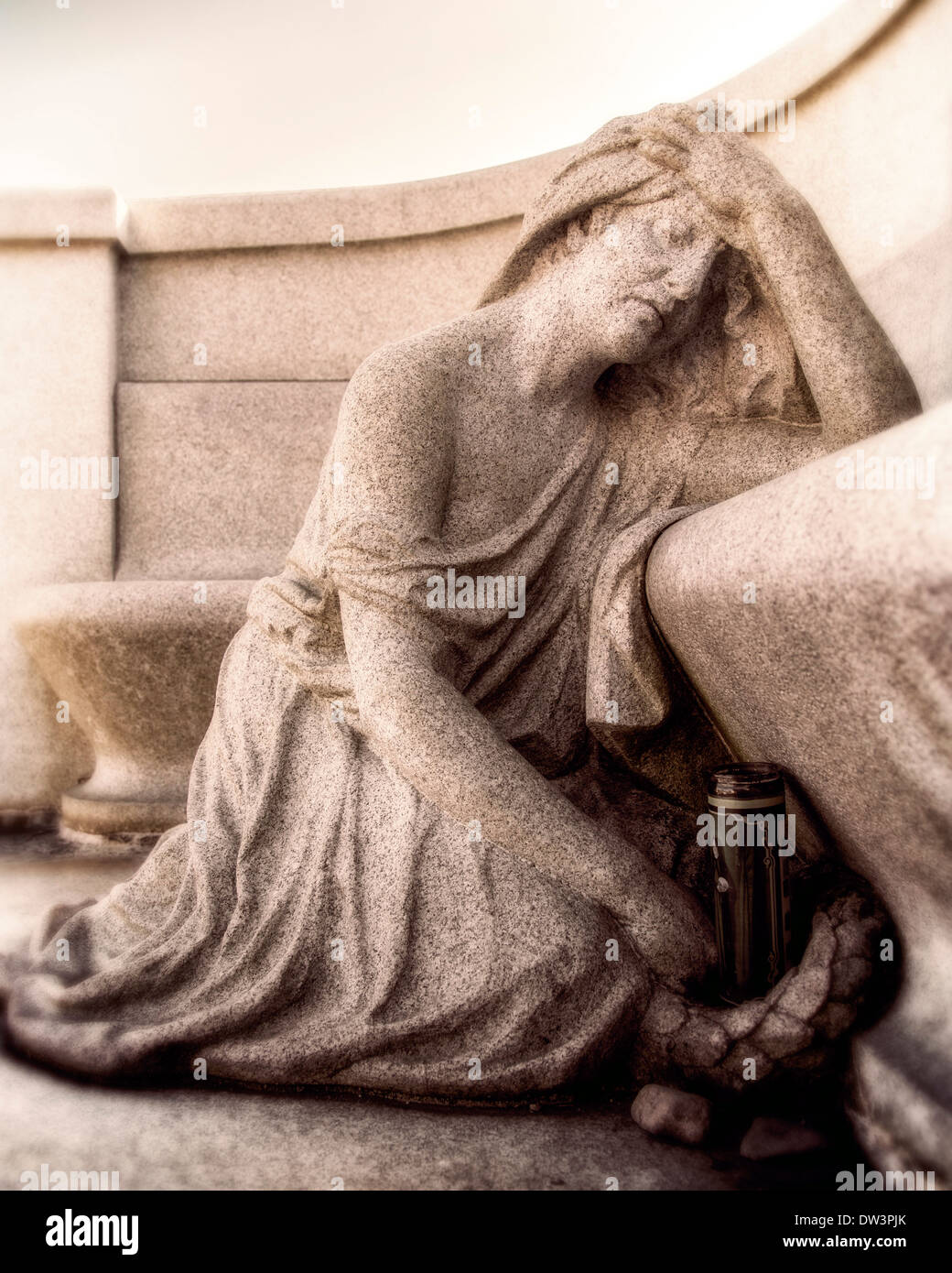 Houdinis hi-res stock photography and images - Alamy