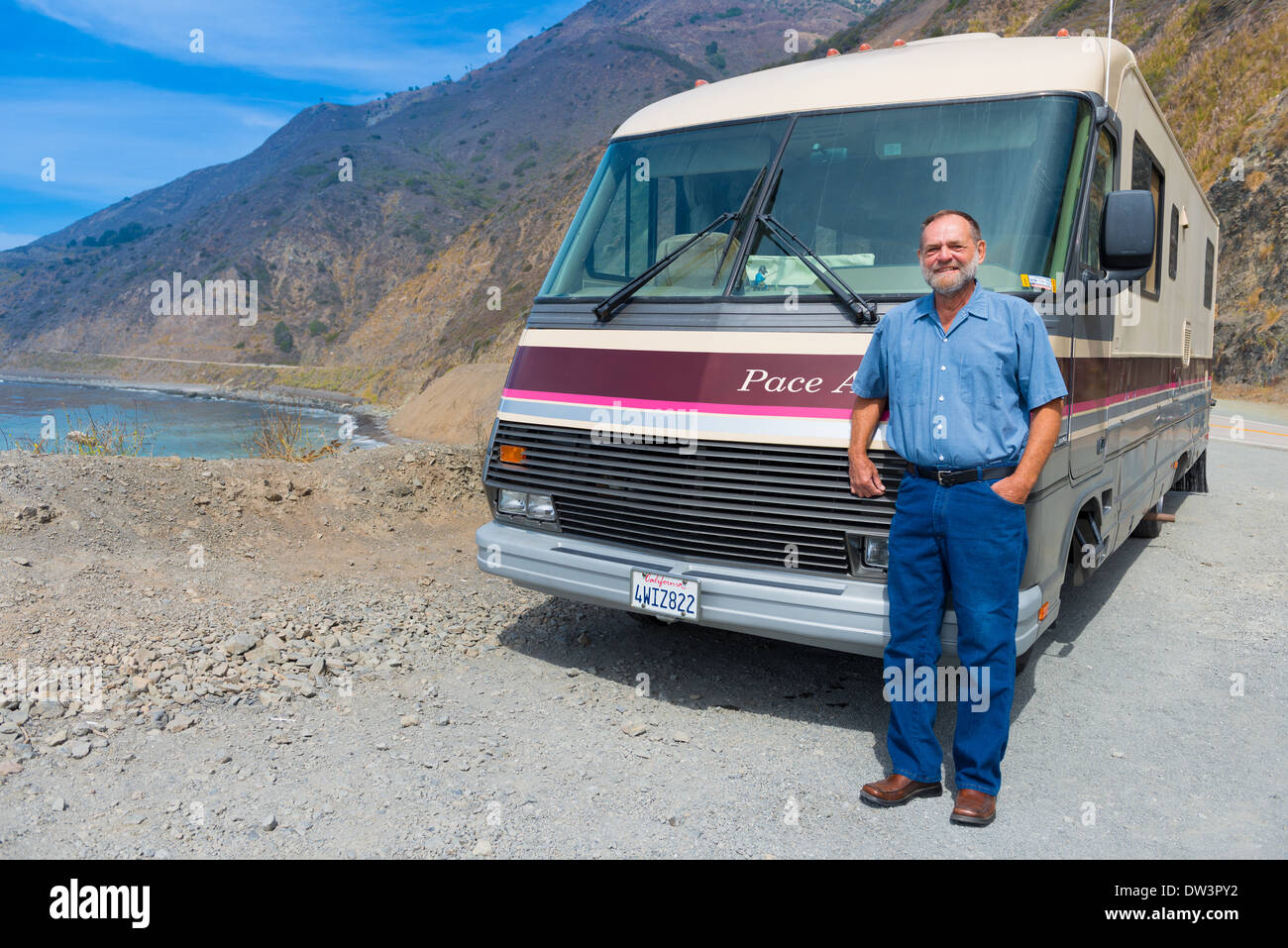 Old rv hi-res stock photography and images - Alamy