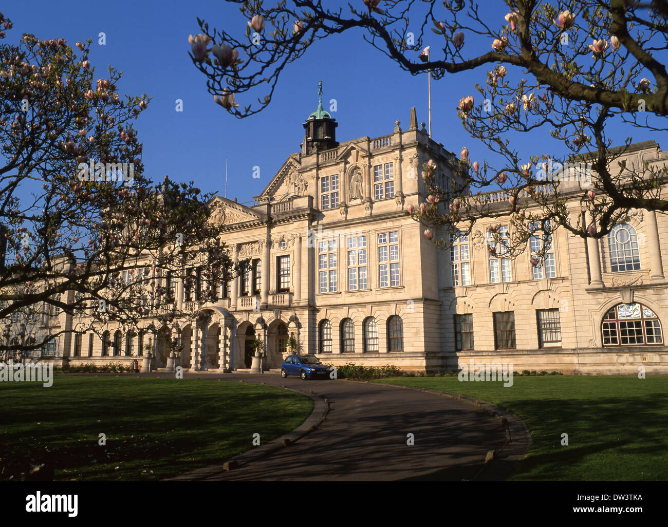 Main building cardiff university hi-res stock photography and images ...