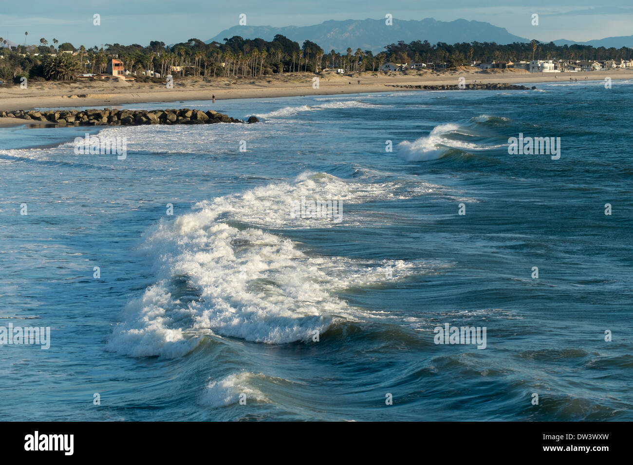 Ventura beach hi-res stock photography and images - Alamy