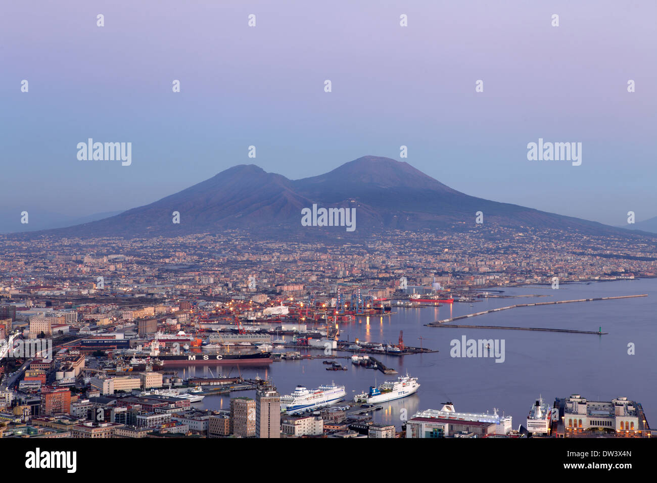 Mount vesuvius gulf naples italy hi-res stock photography and images ...