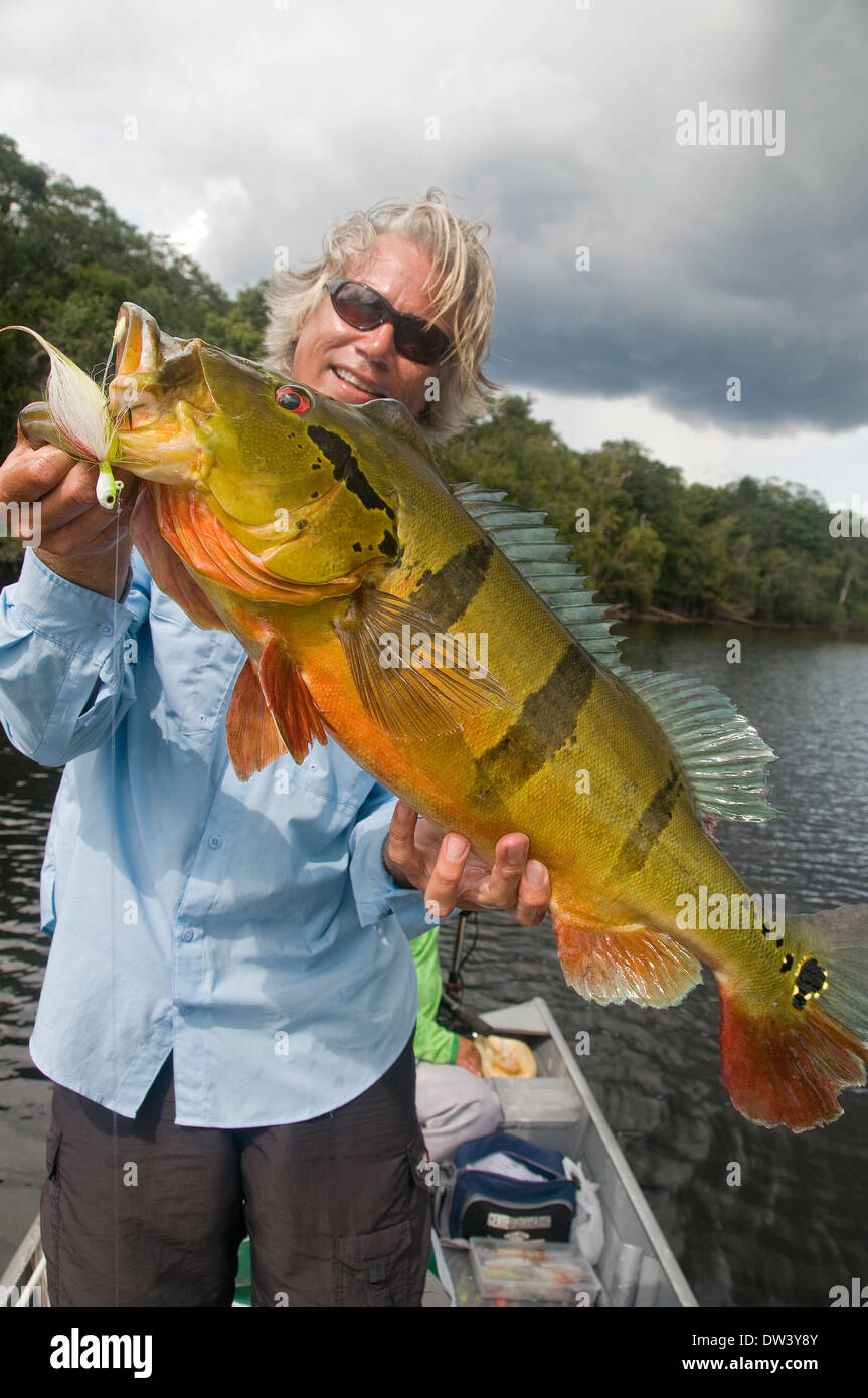 Jig lift hi-res stock photography and images - Alamy