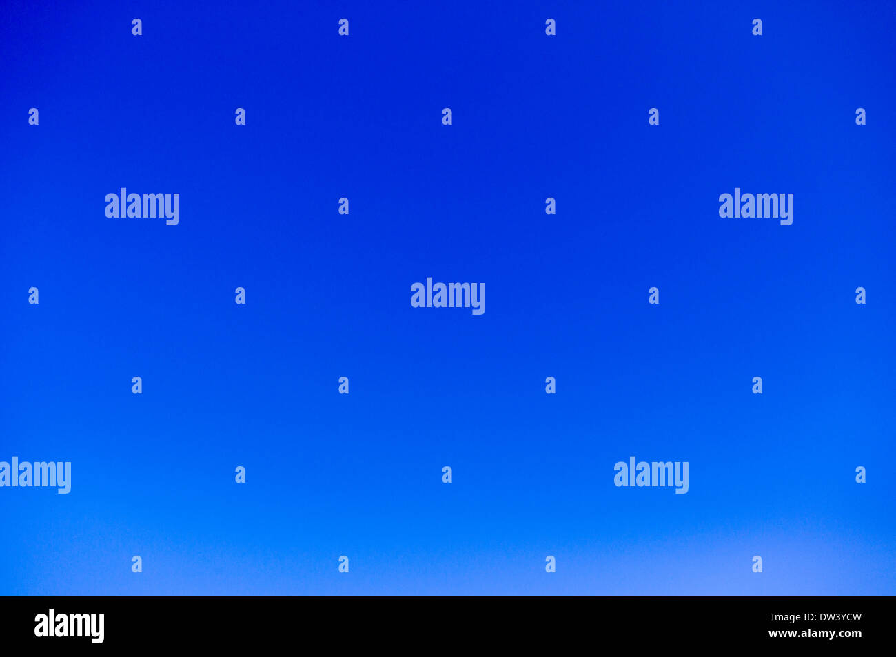 Fine blue sky day hi-res stock photography and images - Alamy