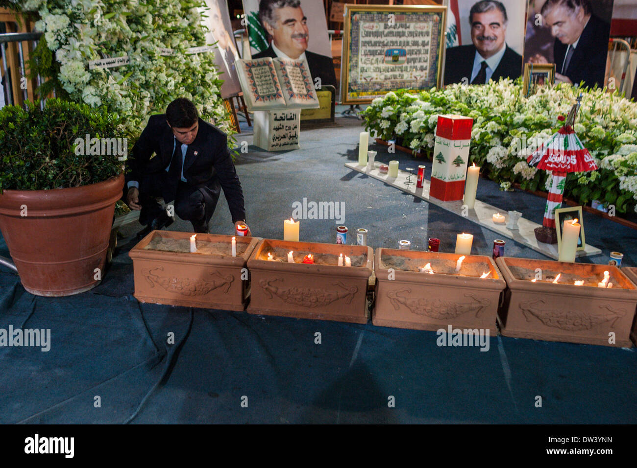 Memorial shrine to Prime Minister Rafik Hariri who was assassinated on ...