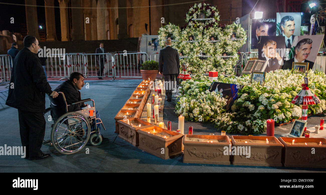 Memorial shrine to Prime Minister Rafik Hariri who was assassinated on ...