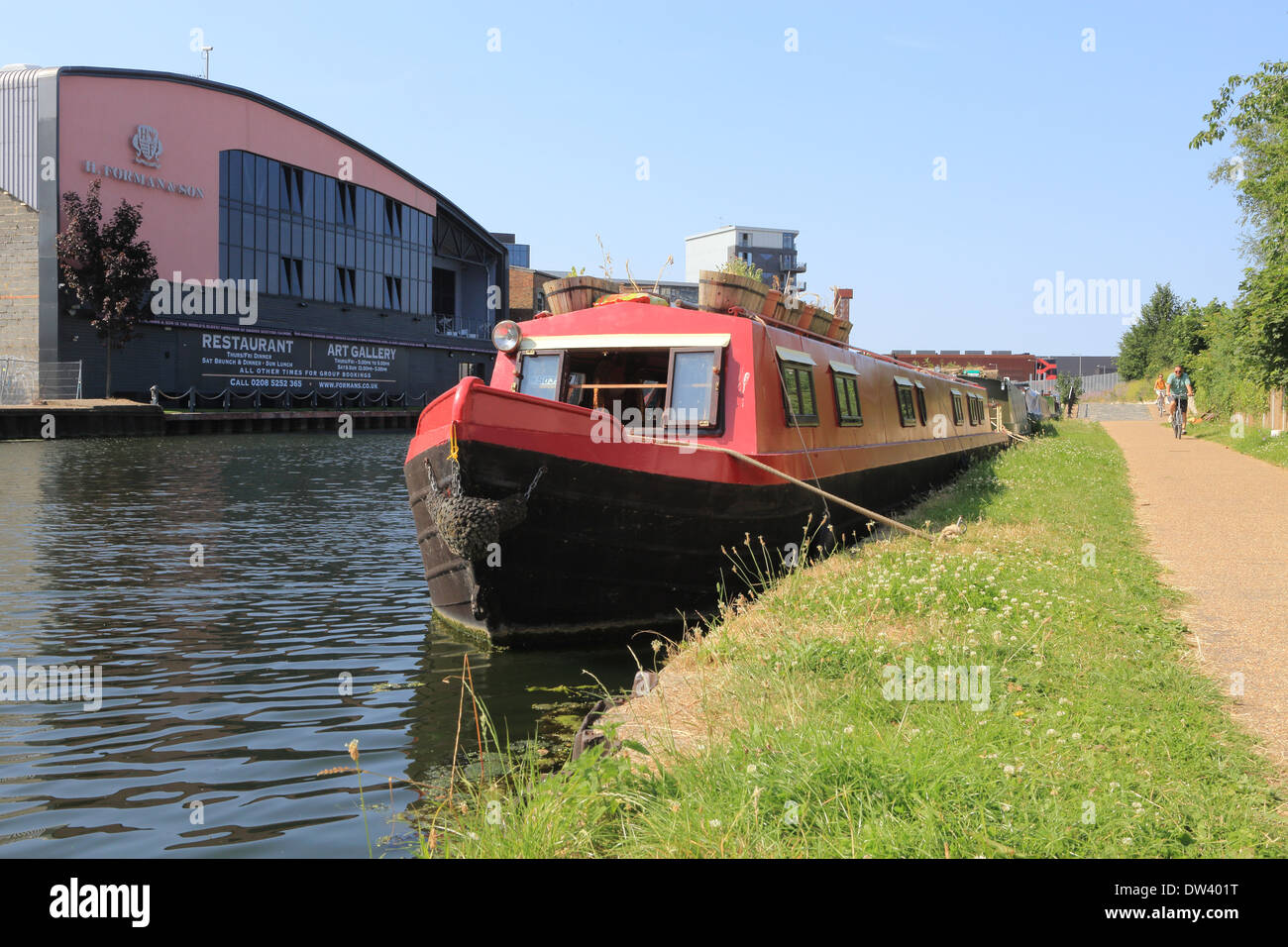 The cycle and footpath along the River Lee Navigation, in the ...