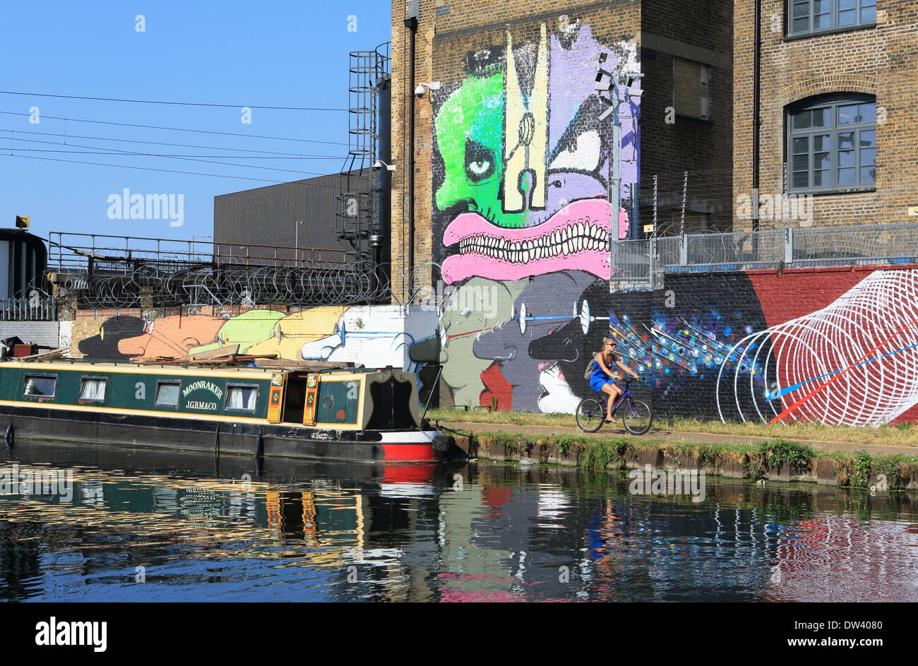 Hackney wick graffiti hi-res stock photography and images - Alamy
