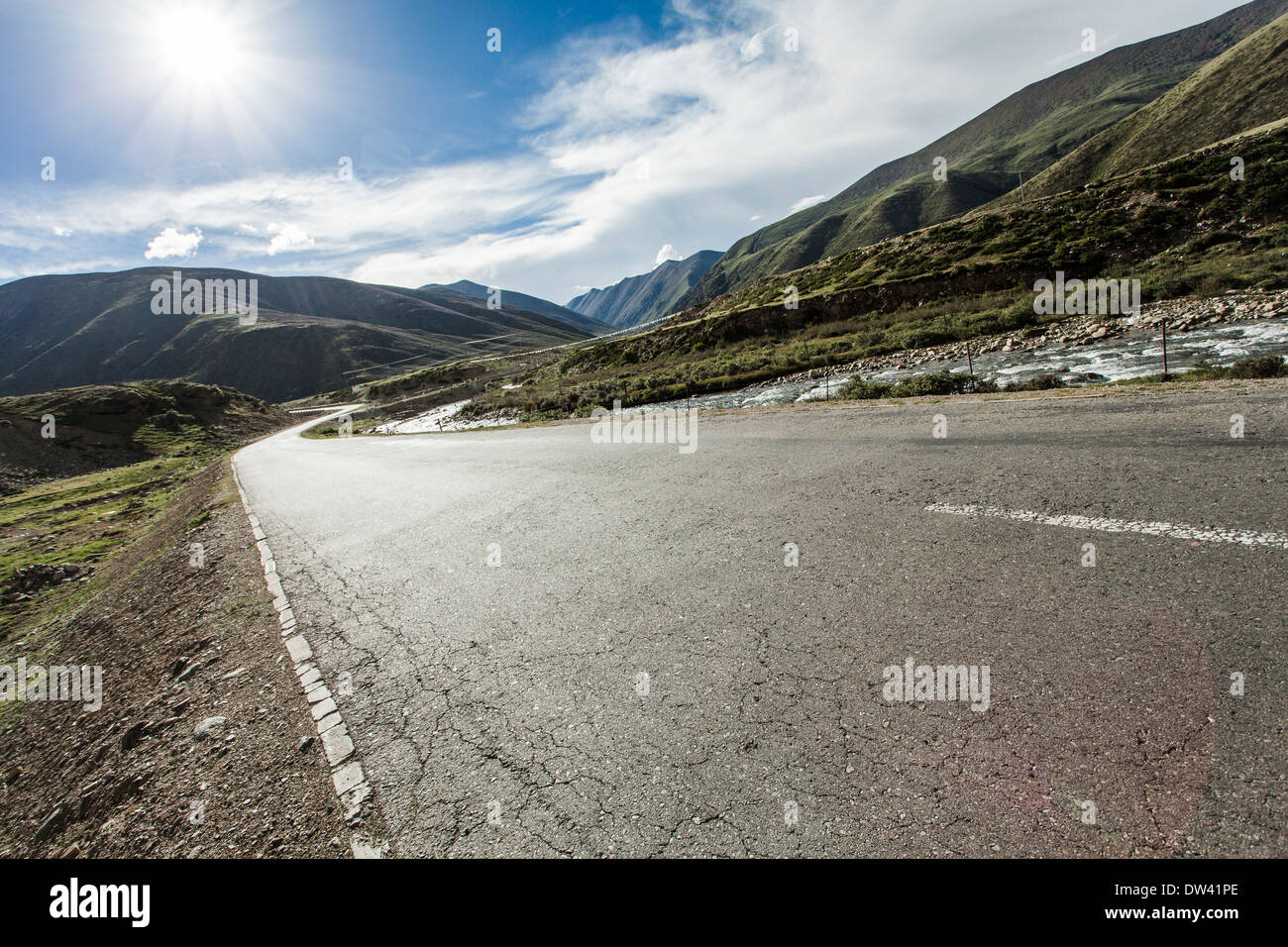 Slanted road hi-res stock photography and images - Alamy