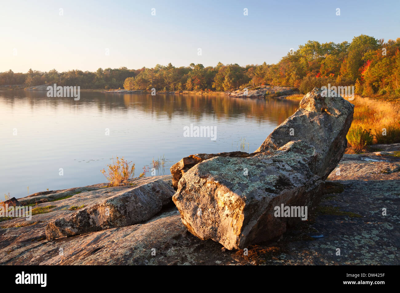 Interesting rock formations along the Georgian Bay lakeshore in The ...