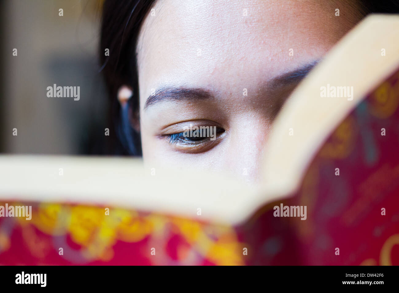 Eye reading hi-res stock photography and images - Alamy
